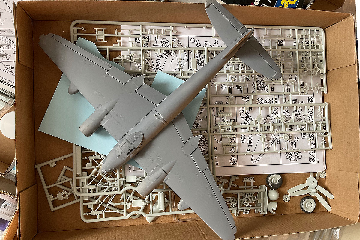 1/48 Revell de Havilland Mosquito B Mk.IV - Airco and De Havilland GB ...