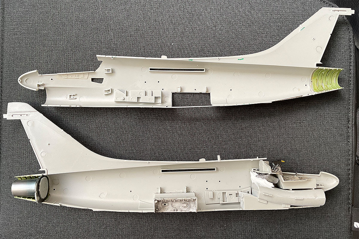 1/48 Hobby Boss A-7E Corsair II - Crusaders and Corsairs STGB ...
