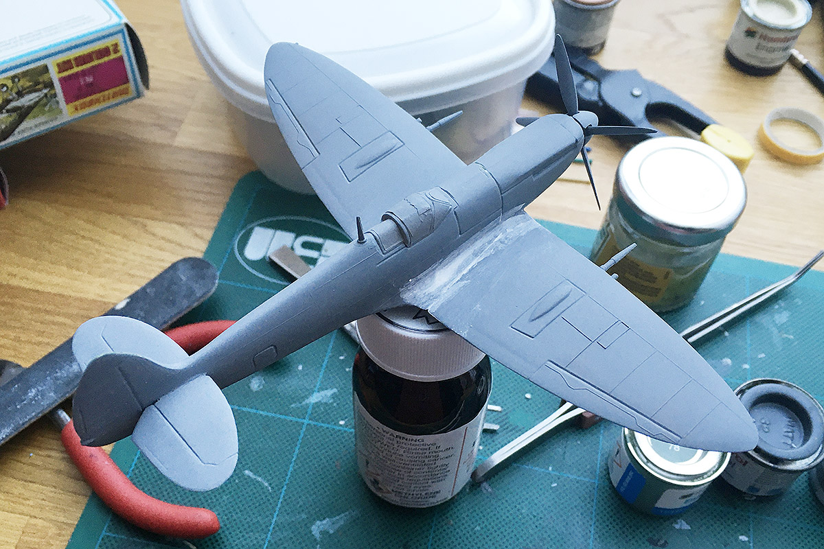 1/72 Matchbox Spitfire Mk.IX - A Kit You Built As A Kid GB ...