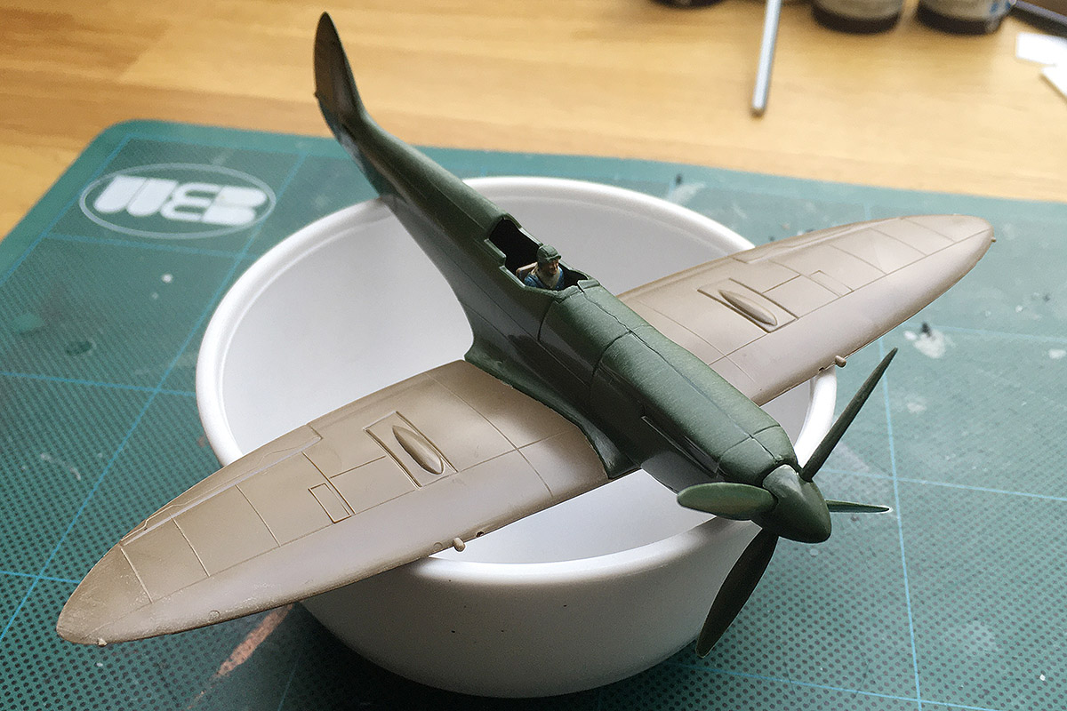 1/72 Matchbox Spitfire Mk.IX - A Kit You Built As A Kid GB ...